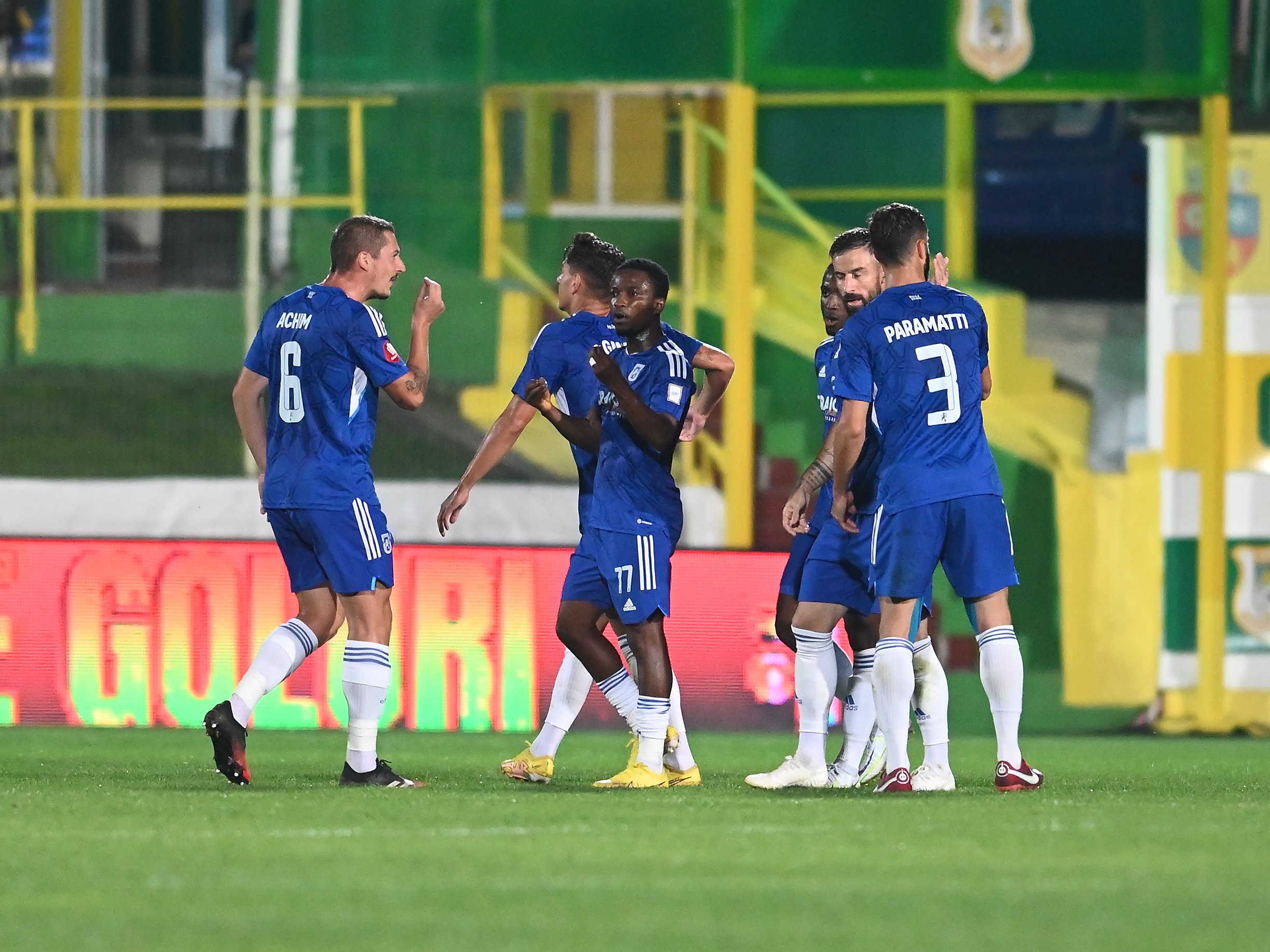 OFICIAL | FCU Craiova a mai anunțat despărțirea de un fotbalist ...