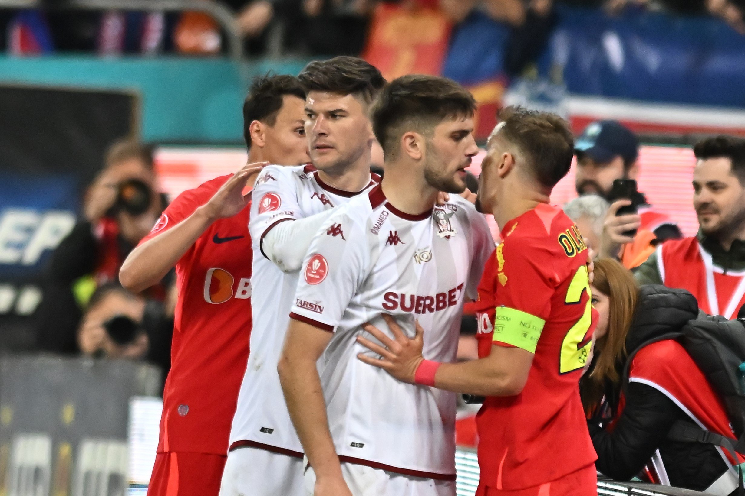 O legendă a lui Dinamo pune degetul pe rana Rapidului: "Asta e ...