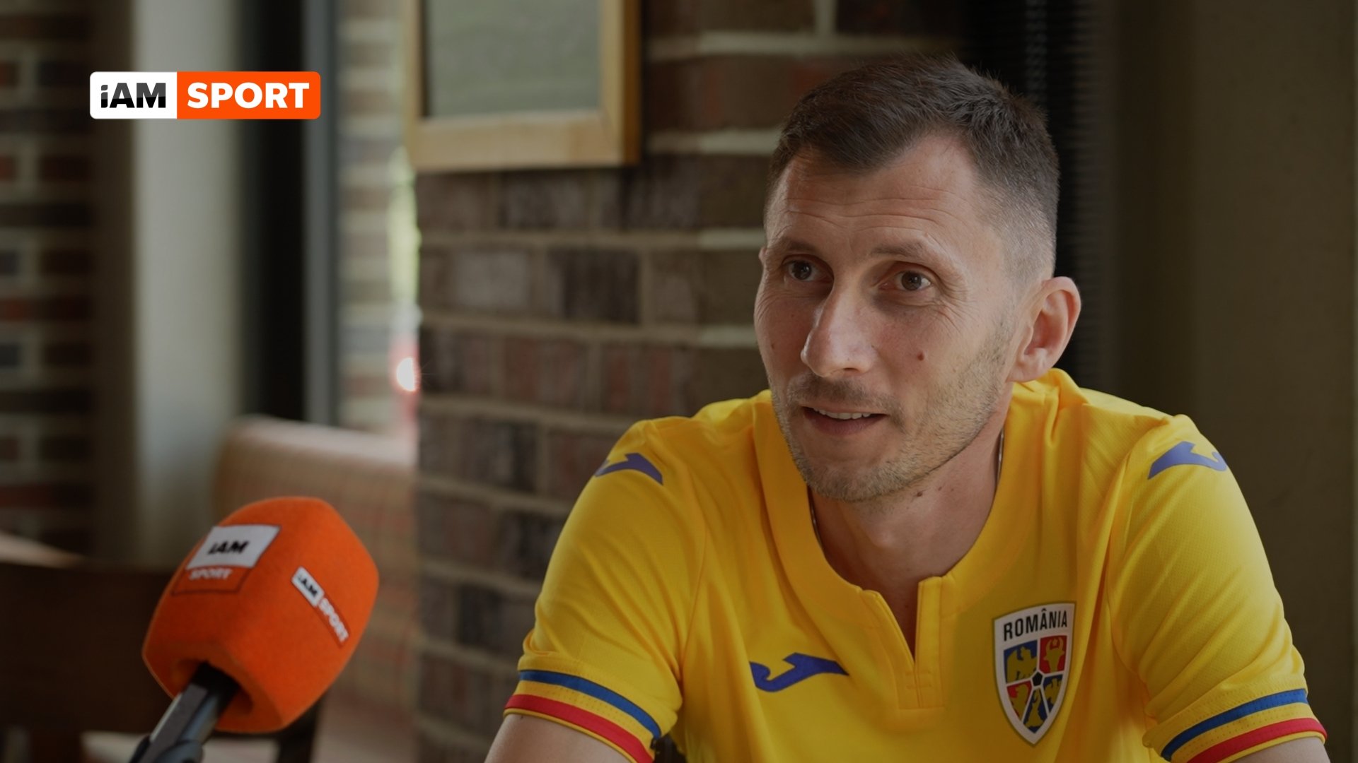 Atacantul român cu patru echipe din Bundesliga în CV, interviu pentru ...