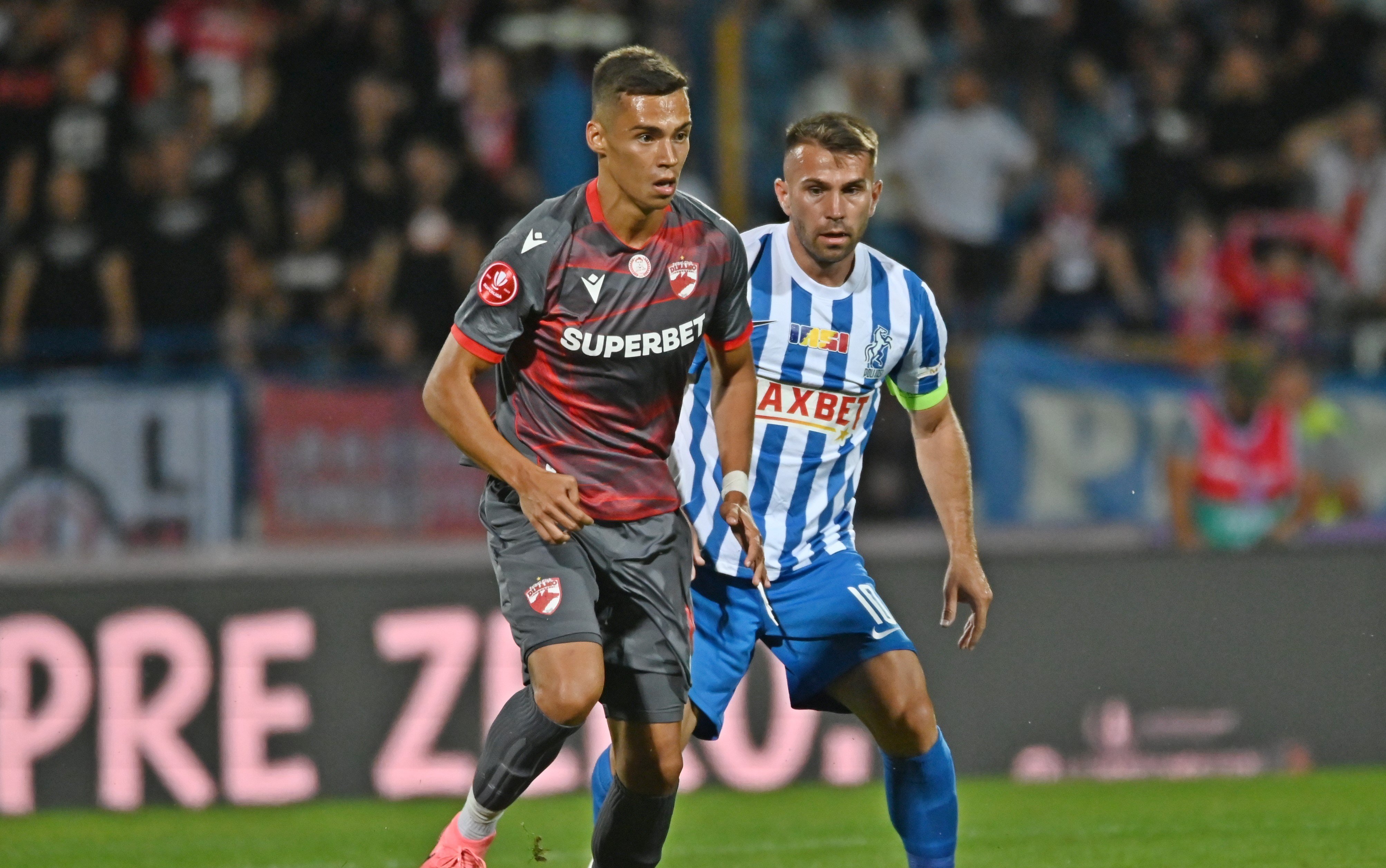 Cătălin Cîrjan, primire ostilă în Giulești! Ce au scandat fanii ...