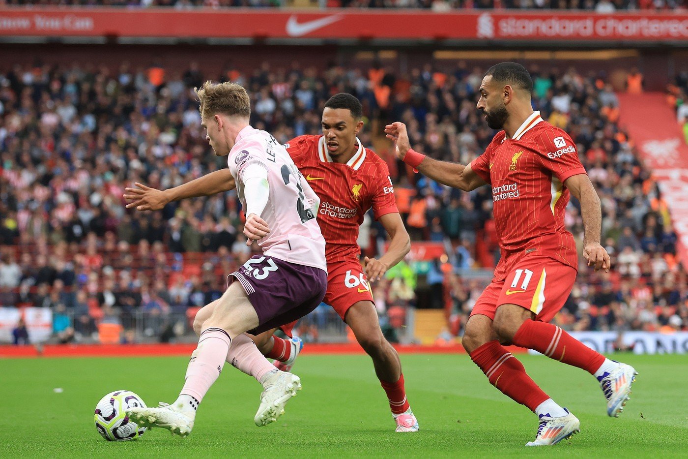 Starul lui Liverpool vrea să cumpere fosta echipa a lui Viorel Moldovan ...