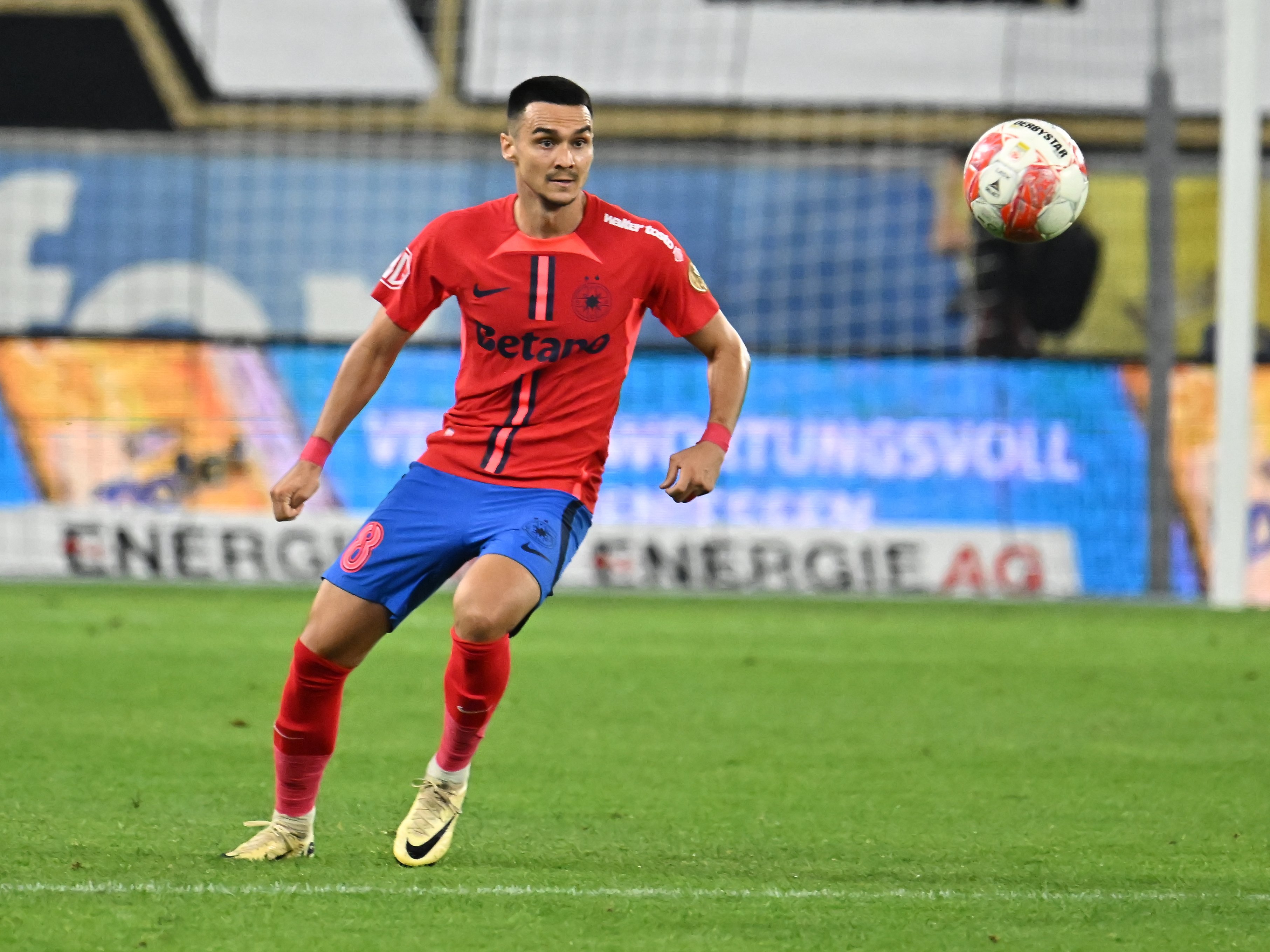 Zi decisivă pentru Adrian Șut. Care sunt șansele să plece de la FCSB ...