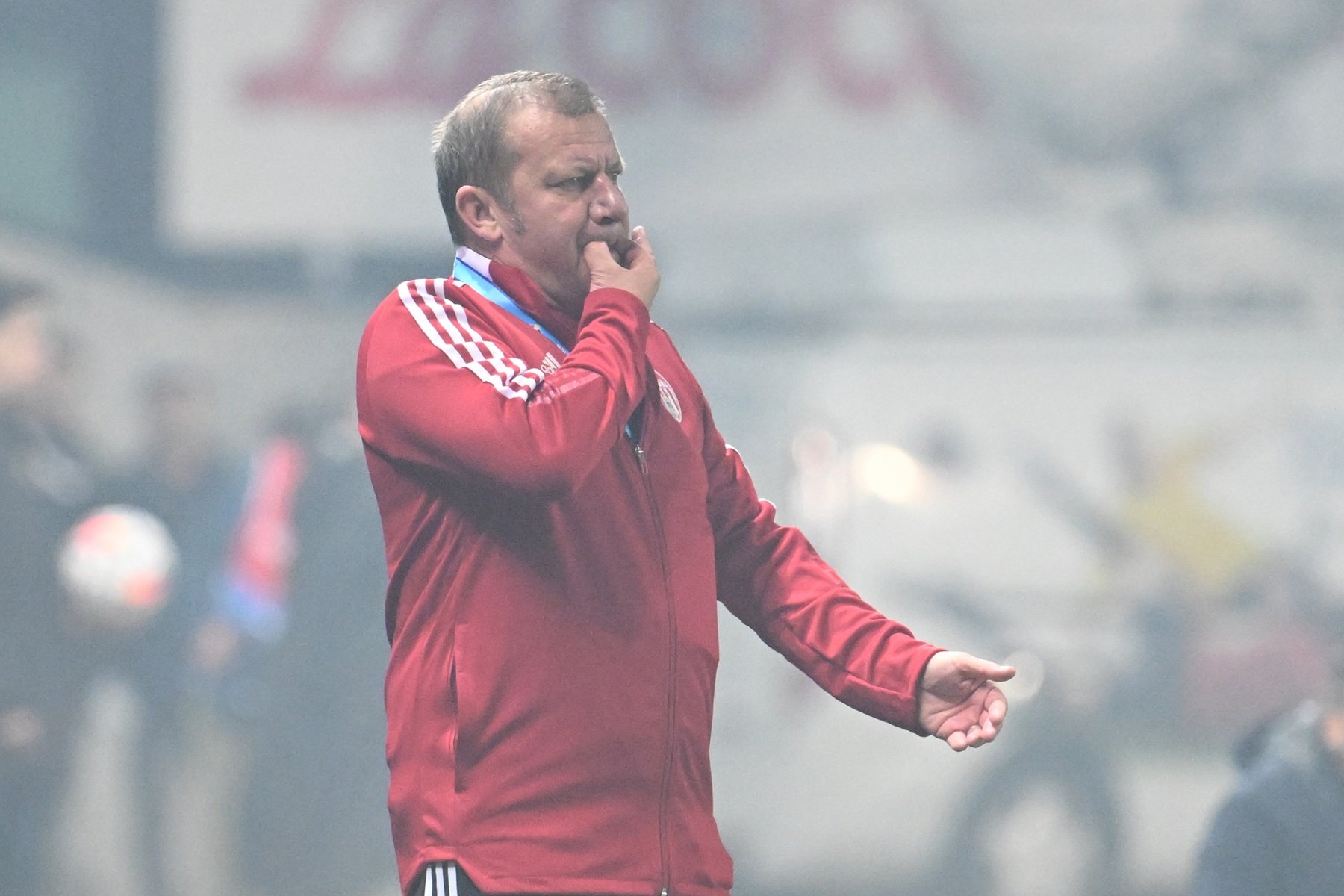 Supărat, Dorinel Munteanu anunță schimbări la Sepsi: ”Jucătorii sunt prea cocoloșiți! Voi ...