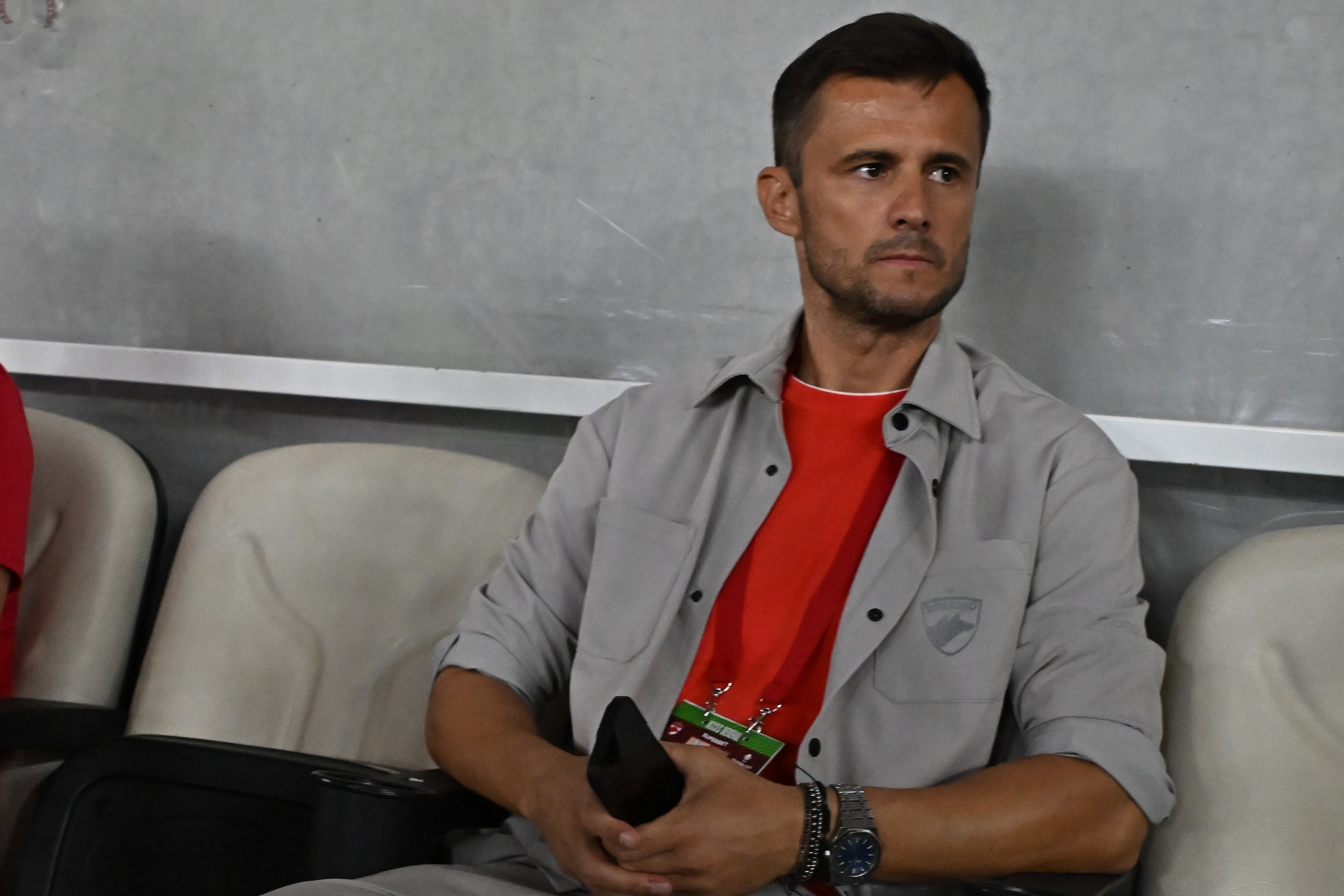 Andrei Nicolescu, comparat cu un bufon! Unul dintre cei mai cunoscuți suporteri ai lui Dinamo a ...