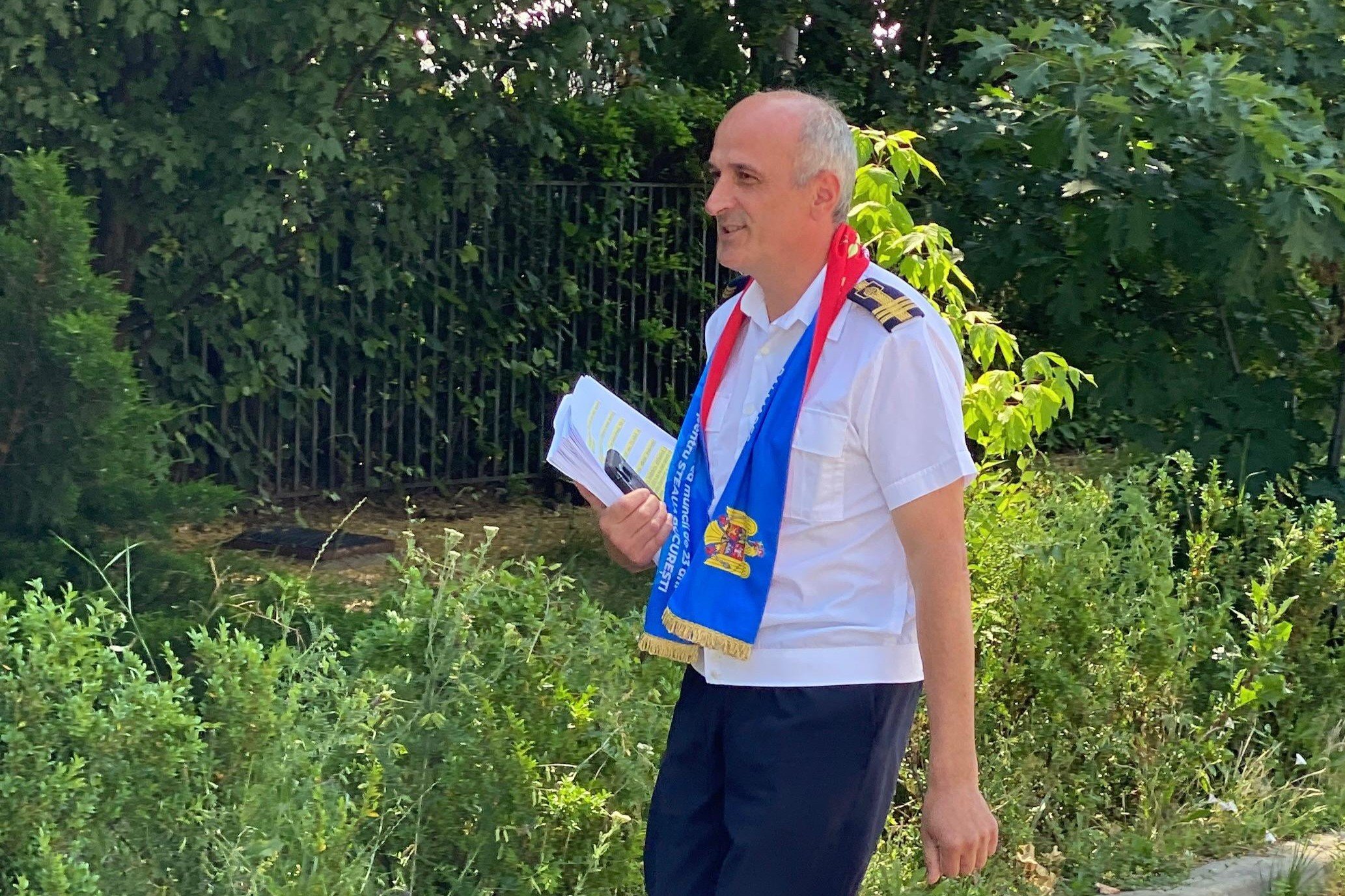 Florin Talpan a venit la sediul FRF cu eșarfa Stelei la gât. FCSB ...