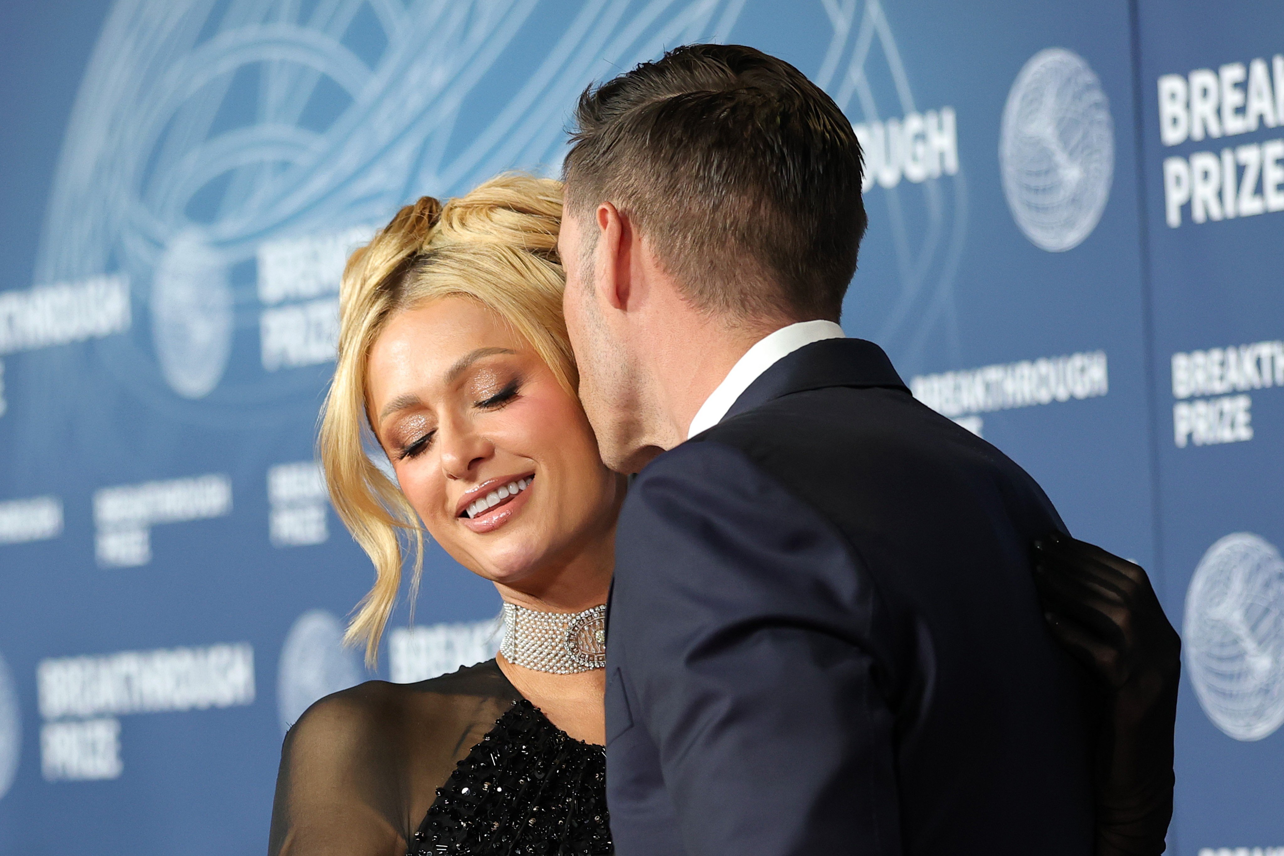 Paris Hilton, după ce a concertat pe "Ion Oblemenco": "Nu voi uita ...
