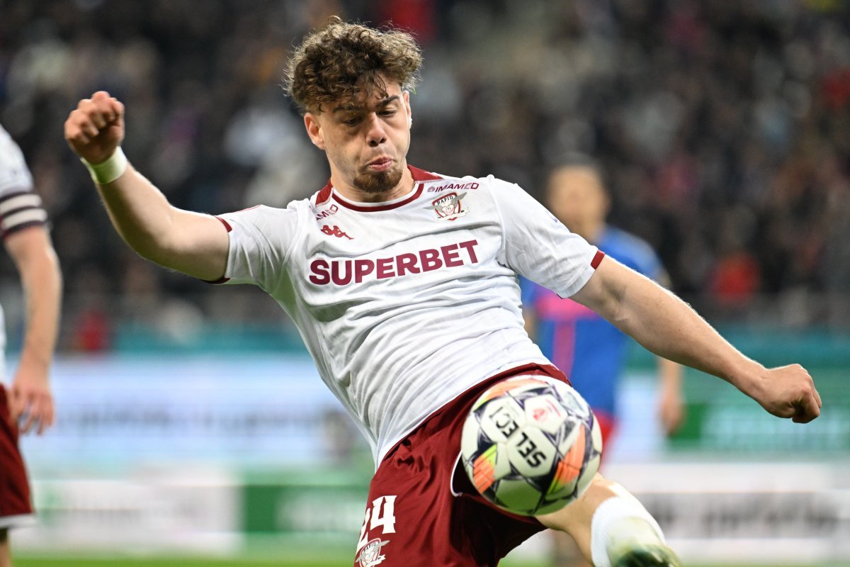 Andrei Borza, două oferte pe masă din campionate tari. Angelescu a ...
